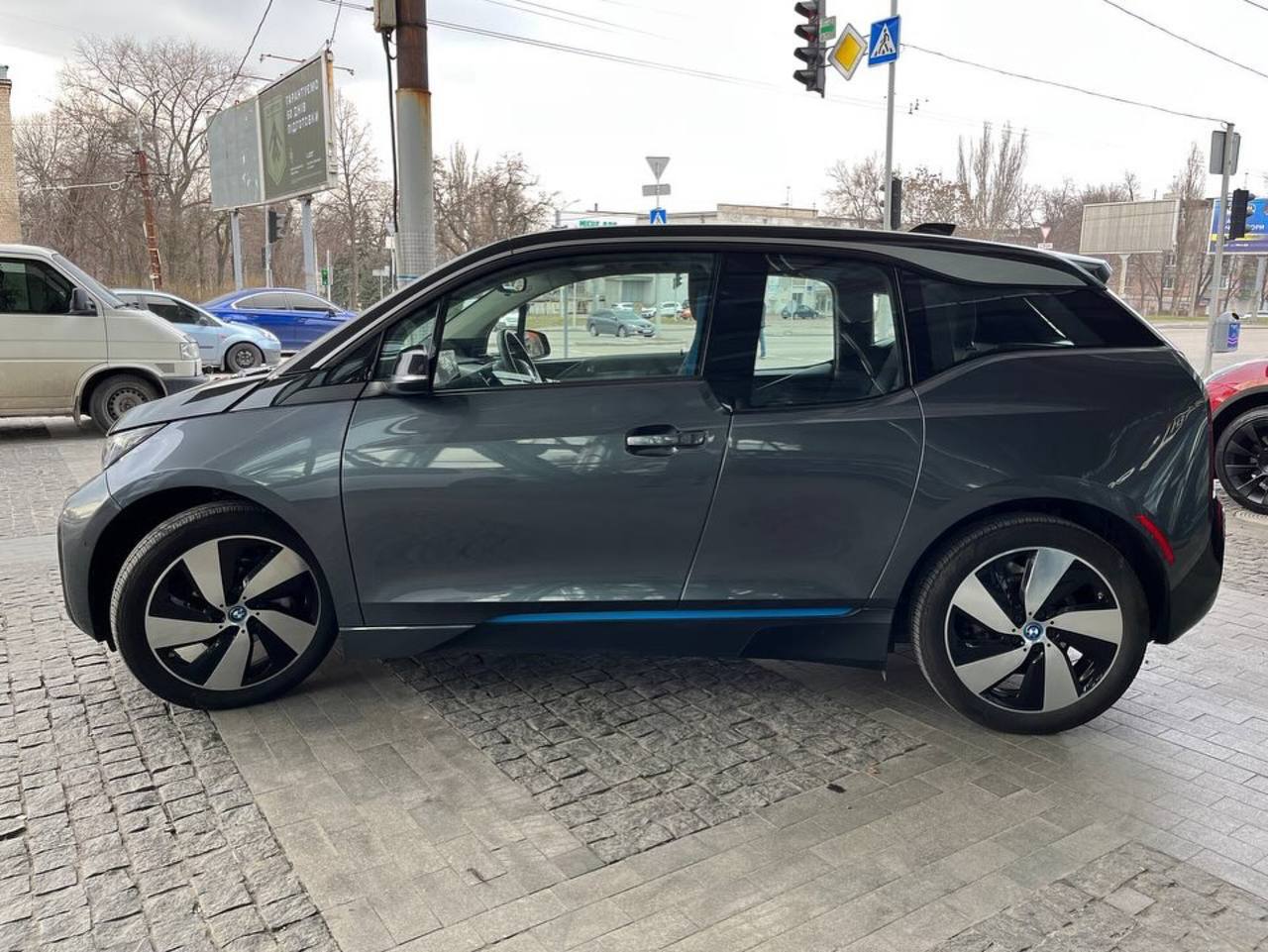 BMW i3 (I01) - Авто з США | Energy Hub Дніпро